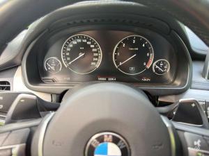Grey BMW X5 2016 in Panevezys, with an engine capacity of 2.99 L and mileage of 190 thousand km for 21500 €, photo 17 on AUTOMOTO.COM.LV