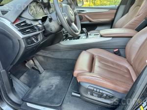 Pelēks BMW X5 2016 Rīga, ar dzinēja tilpumu 2.00 L un nobraukumu 247 tūkst. km par 20400 €, foto 11 vietnē AUTOMOTO.COM.LV