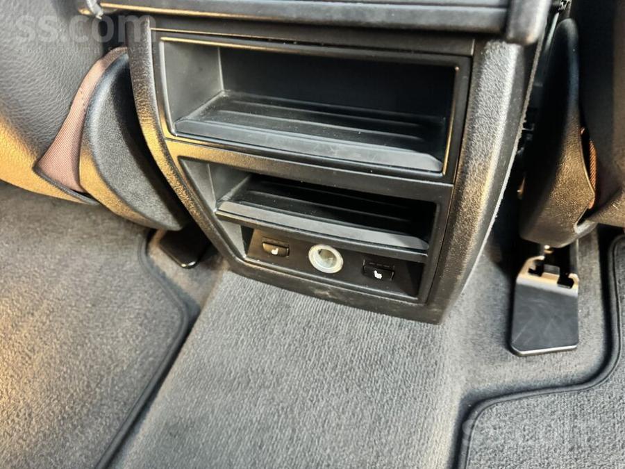 Pelēks BMW X5 2016 Rīga, ar dzinēja tilpumu 2.00 L un nobraukumu 247 tūkst. km par 20400 €, foto 18 vietnē AUTOMOTO.COM.LV