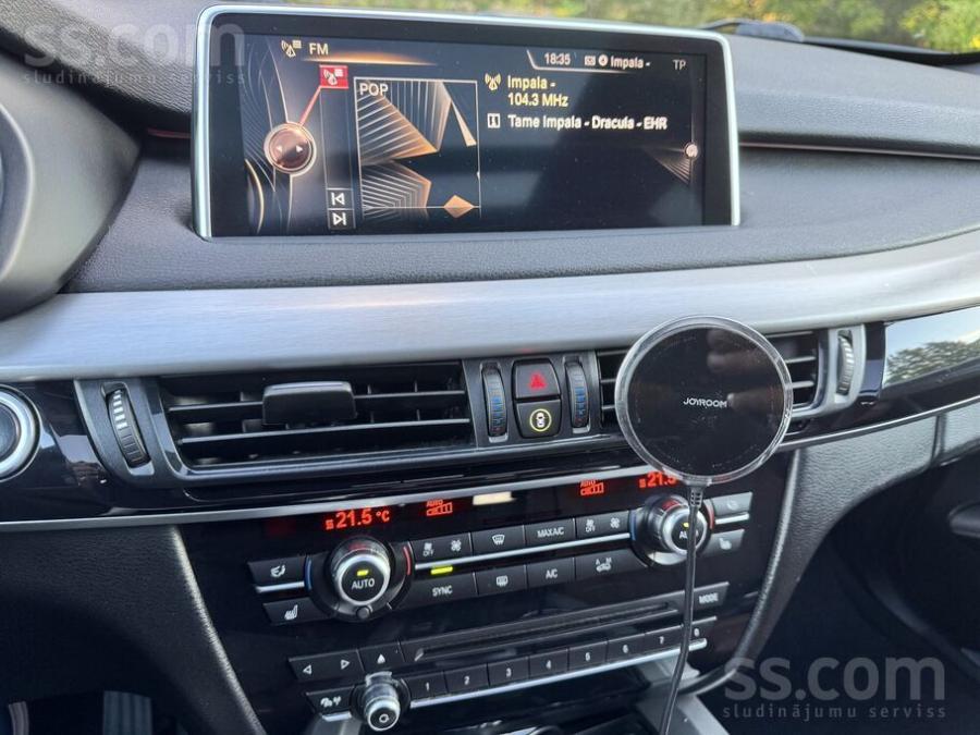 Pelēks BMW X5 2016 Rīga, ar dzinēja tilpumu 2.00 L un nobraukumu 247 tūkst. km par 20400 €, foto 24 vietnē AUTOMOTO.COM.LV