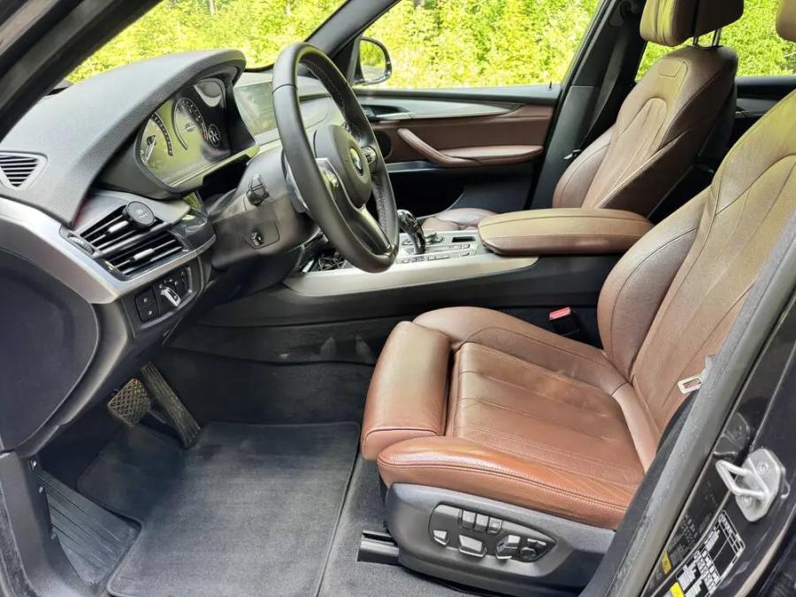 Pelēks BMW X5 2016 Rīga, ar dzinēja tilpumu 2.00 L un nobraukumu 245 tūkst. km par 21400 €, foto 13 vietnē AUTOMOTO.COM.LV