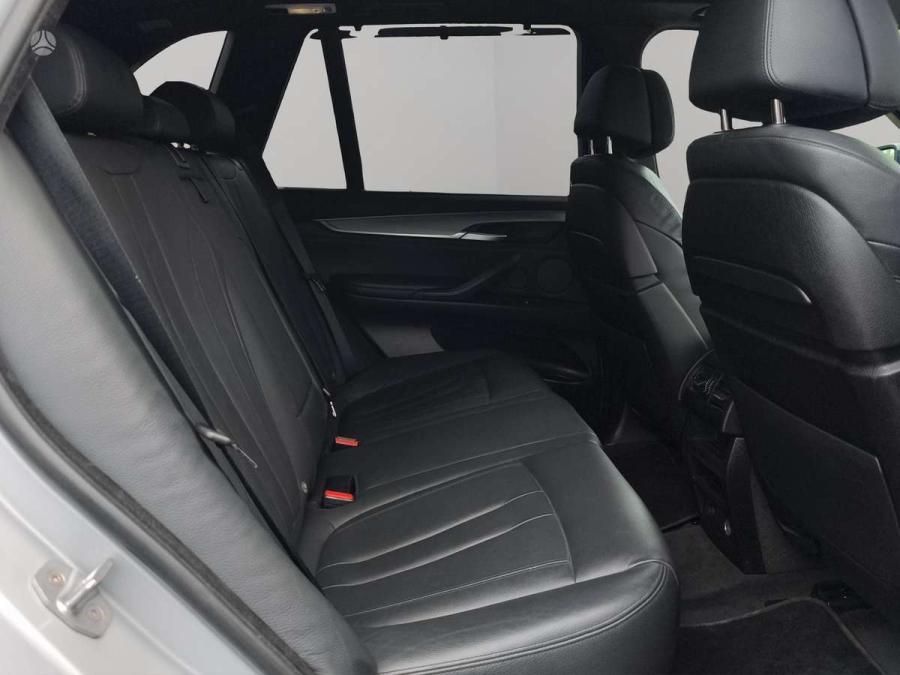 Pelēks BMW X5 2016 Viļņa, ar dzinēja tilpumu 2.00 L un nobraukumu 228 tūkst. km par 21499 €, foto 11 vietnē AUTOMOTO.COM.LV