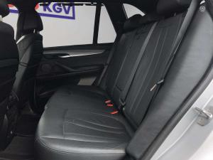 Pelēks BMW X5 2016 Viļņa, ar dzinēja tilpumu 2.00 L un nobraukumu 228 tūkst. km par 21499 €, foto 13 vietnē AUTOMOTO.COM.LV