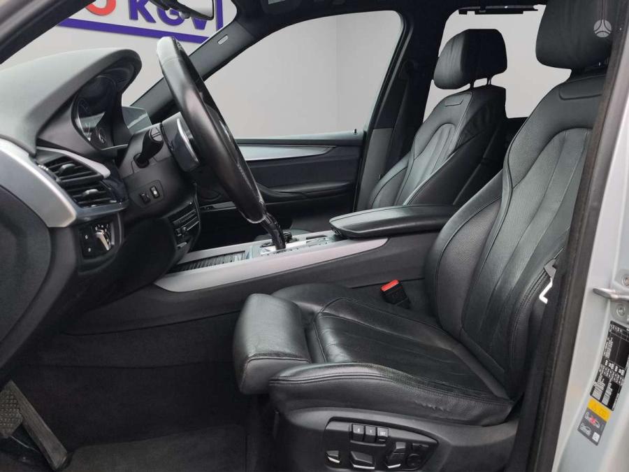 Pelēks BMW X5 2016 Viļņa, ar dzinēja tilpumu 2.00 L un nobraukumu 228 tūkst. km par 21499 €, foto 15 vietnē AUTOMOTO.COM.LV