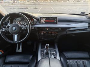 Grey BMW X5 2016 in Riga, with an engine capacity of 3.00 L and mileage of 230 thousand km for 23500 €, photo 4 on AUTOMOTO.COM.LV
