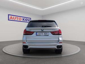 Grey BMW X5 2016 in Vilnius, with an engine capacity of 2.00 L and mileage of 228 thousand km for 21499 €, photo 5 on AUTOMOTO.COM.LV