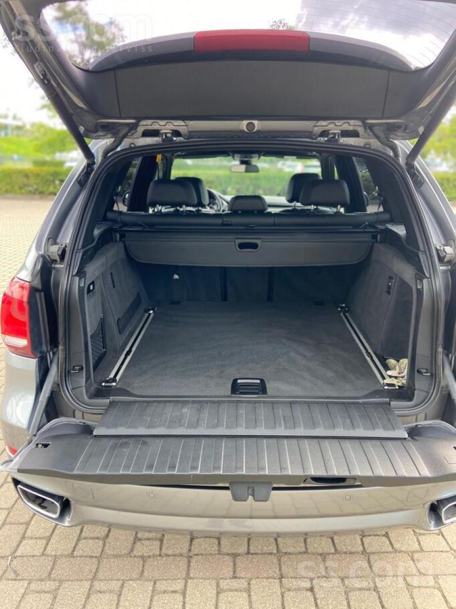 Pelēks BMW X5 2016 Jelgava, ar dzinēja tilpumu 3.00 L un nobraukumu 245 tūkst. km par 18700 €, foto 11 vietnē AUTOMOTO.COM.LV