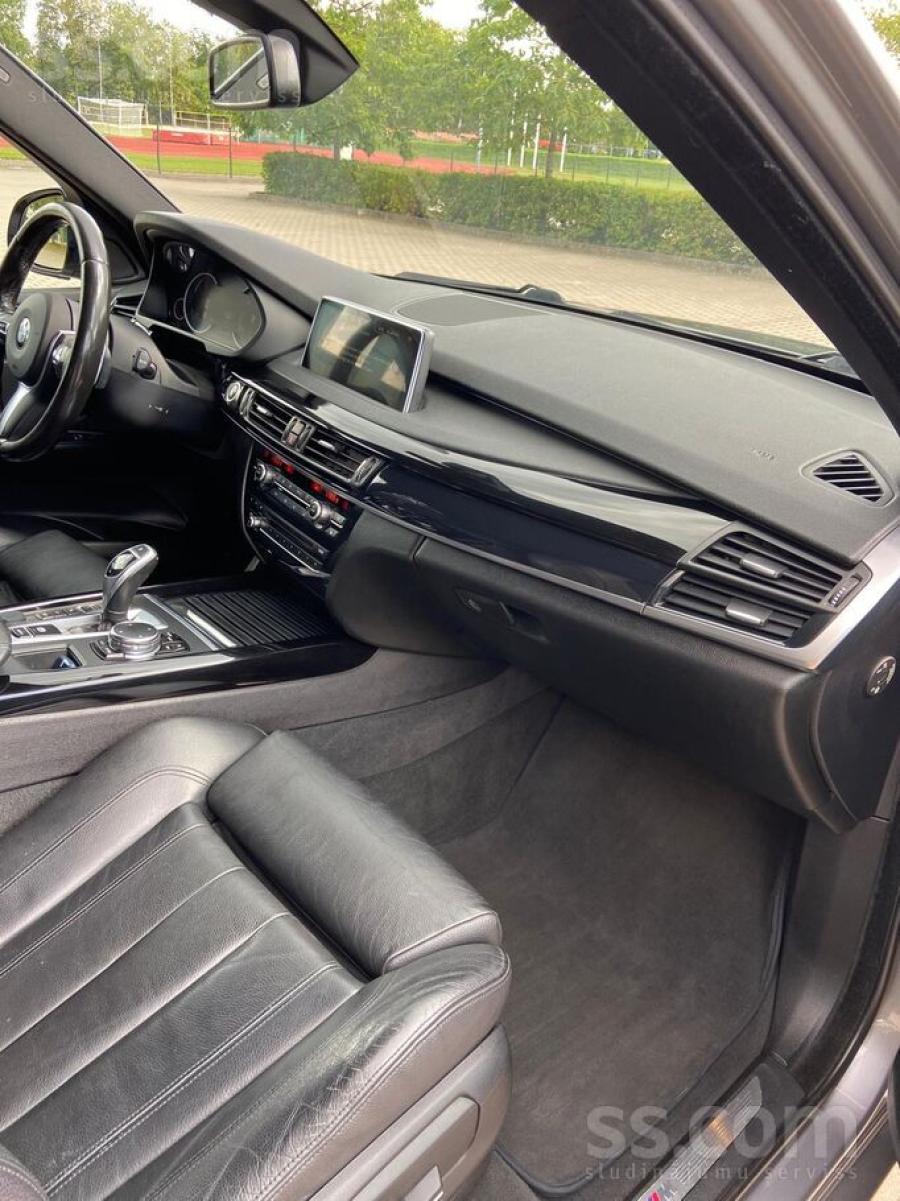 Pelēks BMW X5 2016 Jelgava, ar dzinēja tilpumu 3.00 L un nobraukumu 245 tūkst. km par 18700 €, foto 20 vietnē AUTOMOTO.COM.LV