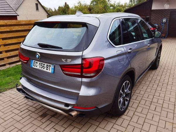 Pelēks BMW X5 2016 Kauņa, ar dzinēja tilpumu 2.99 L un nobraukumu 173 tūkst. km par 10700 €, foto 4 vietnē AUTOMOTO.COM.LV