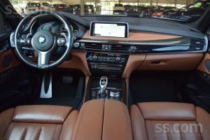 Pelēks BMW X5 2017 Rīga, ar dzinēja tilpumu 3.00 L un nobraukumu 165 tūkst. km par 28900 €, foto 4 vietnē AUTOMOTO.COM.LV