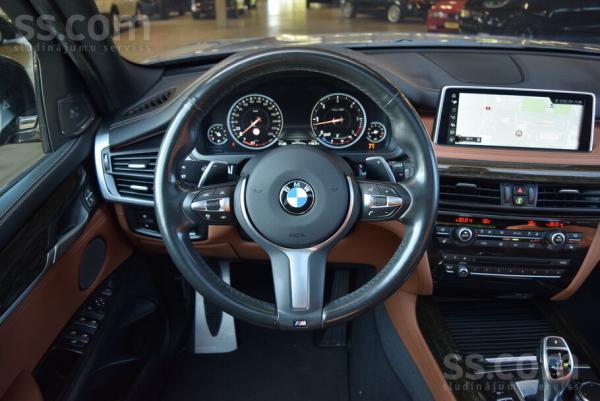 Pelēks BMW X5 2017 Rīga, ar dzinēja tilpumu 3.00 L un nobraukumu 165 tūkst. km par 28900 €, foto 10 vietnē AUTOMOTO.COM.LV
