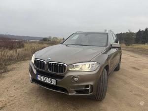 Grey BMW X5 2017 in Jonava, with an engine capacity of 0.00 L and mileage of 246 thousand km for 17500 €, photo 2 on AUTOMOTO.COM.LV