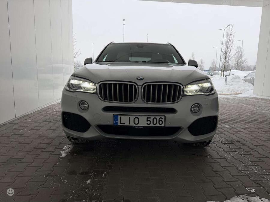 Pelēks BMW X5 2017 Viļņa, ar dzinēja tilpumu 2.99 L un nobraukumu 190 tūkst. km par 29900 €, foto 5 vietnē AUTOMOTO.COM.LV