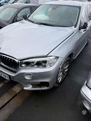 Grey BMW X5 2017 in Taurage, with an engine capacity of 3.00 L and mileage of 213 thousand km for 9500 €, photo 2 on AUTOMOTO.COM.LV
