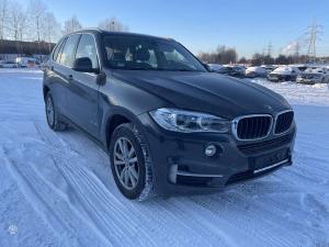 Grey BMW X5 2017 in Kaunas, with an engine capacity of 2.00 L and mileage of 279 thousand km for 11950 €, photo 4 on AUTOMOTO.COM.LV