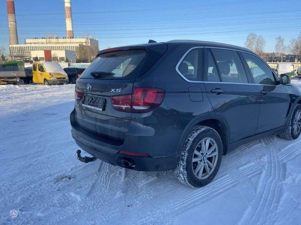 Pelēks BMW X5 2017 Kauņa, ar dzinēja tilpumu 2.00 L un nobraukumu 279 tūkst. km par 11950 €, foto 9 vietnē AUTOMOTO.COM.LV