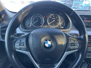 Grey BMW X5 2017 in Kaunas, with an engine capacity of 2.00 L and mileage of 279 thousand km for 11950 €, photo 16 on AUTOMOTO.COM.LV