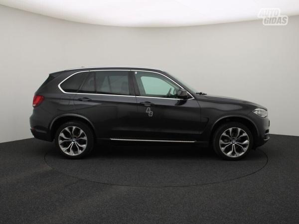 Pelēks BMW X5 2017 Viļņa, ar dzinēja tilpumu 3.00 L un nobraukumu 235 tūkst. km par 22999 €, foto 9 vietnē AUTOMOTO.COM.LV