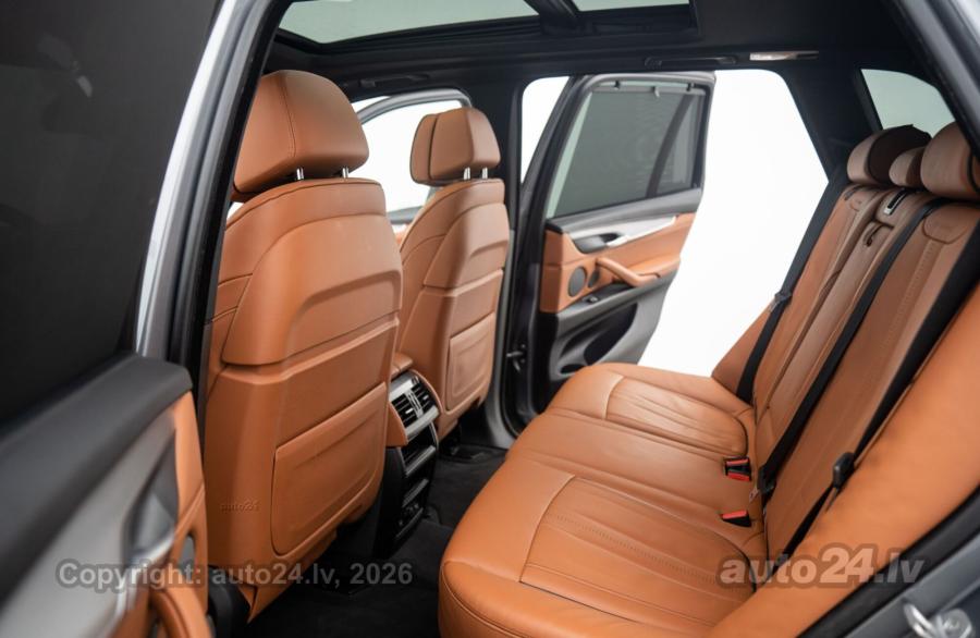 Grey BMW X5 2017 in Tallinn, with an engine capacity of 2.00 L and mileage of 100 thousand km for 25999 €, photo 9 on AUTOMOTO.COM.LV