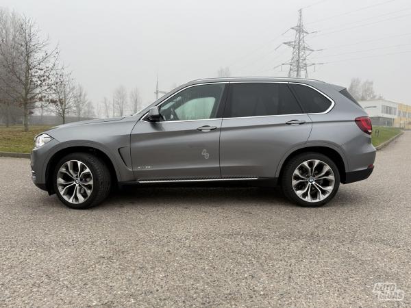 Grey BMW X5 2017 in Vilnius, with an engine capacity of 3.00 L and mileage of 104 thousand km for 20500 €, photo 2 on AUTOMOTO.COM.LV
