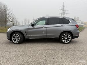 Pelēks BMW X5 2017 Viļņa, ar dzinēja tilpumu 3.00 L un nobraukumu 104 tūkst. km par 20500 €, foto 3 vietnē AUTOMOTO.COM.LV