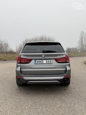 Pelēks BMW X5 2017 Viļņa, ar dzinēja tilpumu 3.00 L un nobraukumu 104 tūkst. km par 20500 €, foto 5 vietnē AUTOMOTO.COM.LV