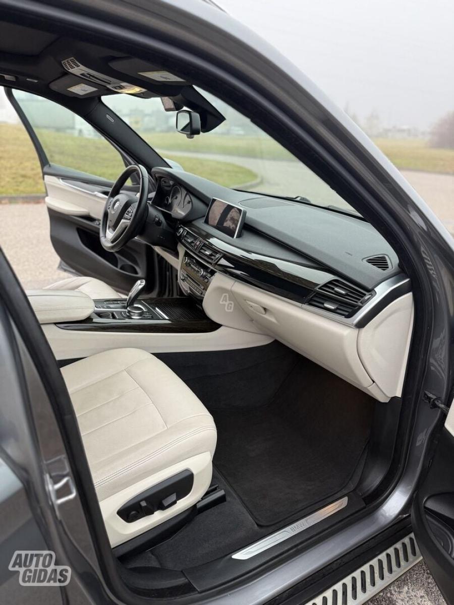 Pelēks BMW X5 2017 Viļņa, ar dzinēja tilpumu 3.00 L un nobraukumu 104 tūkst. km par 20500 €, foto 8 vietnē AUTOMOTO.COM.LV