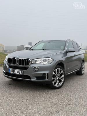 Grey BMW X5 2017 in Vilnius, with an engine capacity of 3.00 L and mileage of 104 thousand km for 20500 €, photo  on AUTOMOTO.COM.LV
