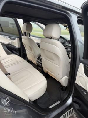 Grey BMW X5 2017 in Vilnius, with an engine capacity of 3.00 L and mileage of 104 thousand km for 20500 €, photo 13 on AUTOMOTO.COM.LV