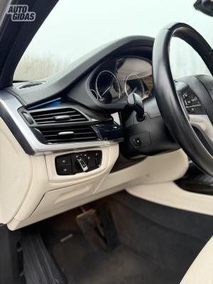 Grey BMW X5 2017 in Vilnius, with an engine capacity of 3.00 L and mileage of 104 thousand km for 20500 €, photo 16 on AUTOMOTO.COM.LV