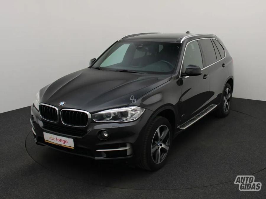 Grey BMW X5 2017 in Vilnius, with an engine capacity of 2.00 L and mileage of 202 thousand km for 22699 €, photo 1 on AUTOMOTO.COM.LV