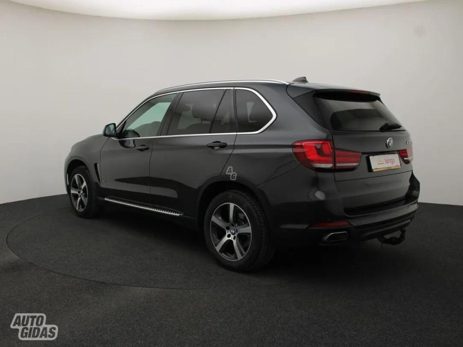 Grey BMW X5 2017 in Vilnius, with an engine capacity of 2.00 L and mileage of 202 thousand km for 22699 €, photo 8 on AUTOMOTO.COM.LV
