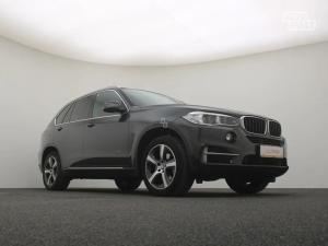 Grey BMW X5 2017 in Vilnius, with an engine capacity of 2.00 L and mileage of 202 thousand km for 22699 €, photo 12 on AUTOMOTO.COM.LV