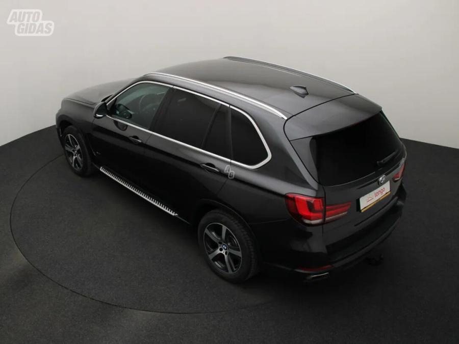 Grey BMW X5 2017 in Vilnius, with an engine capacity of 2.00 L and mileage of 202 thousand km for 22699 €, photo 13 on AUTOMOTO.COM.LV