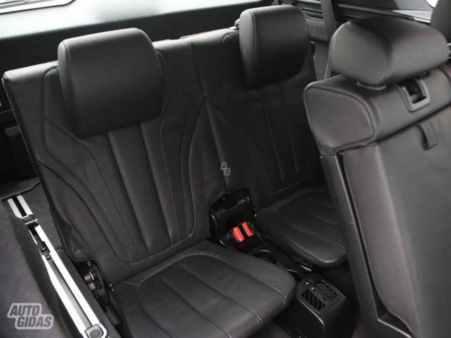 Grey BMW X5 2017 in Vilnius, with an engine capacity of 2.00 L and mileage of 202 thousand km for 22699 €, photo 17 on AUTOMOTO.COM.LV