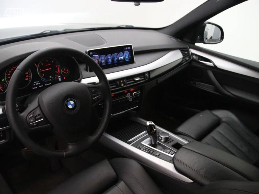 Grey BMW X5 2017 in Vilnius, with an engine capacity of 2.00 L and mileage of 202 thousand km for 22699 €, photo 18 on AUTOMOTO.COM.LV