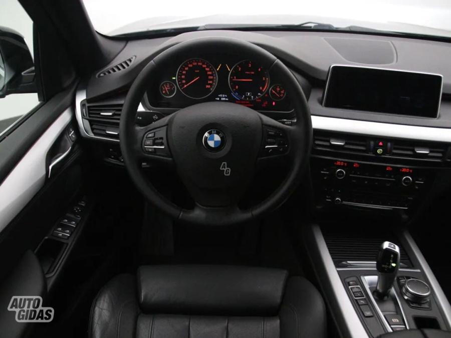 Grey BMW X5 2017 in Vilnius, with an engine capacity of 2.00 L and mileage of 202 thousand km for 22699 €, photo 19 on AUTOMOTO.COM.LV