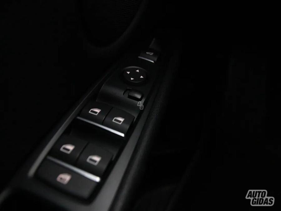 Grey BMW X5 2017 in Vilnius, with an engine capacity of 2.00 L and mileage of 202 thousand km for 22699 €, photo 28 on AUTOMOTO.COM.LV