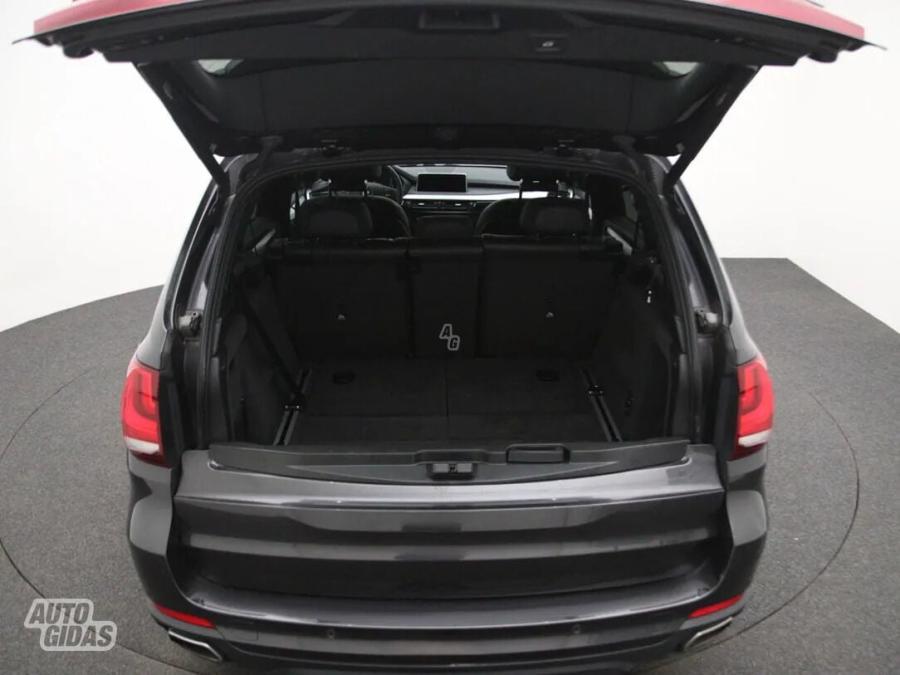 Grey BMW X5 2017 in Vilnius, with an engine capacity of 2.00 L and mileage of 202 thousand km for 22699 €, photo 38 on AUTOMOTO.COM.LV