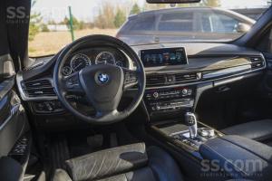 Grey BMW X5 2017 in Riga, with an engine capacity of 2.00 L and mileage of 0 thousand km for 20990 €, photo 8 on AUTOMOTO.COM.LV