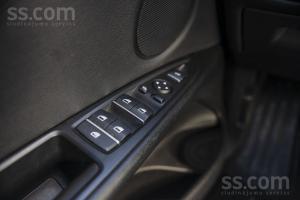Grey BMW X5 2017 in Riga, with an engine capacity of 2.00 L and mileage of 0 thousand km for 20990 €, photo 28 on AUTOMOTO.COM.LV