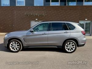 Grey BMW X5 2017 in Tallinn, with an engine capacity of 3.00 L and mileage of 272 thousand km for 23000 €, photo 6 on AUTOMOTO.COM.LV