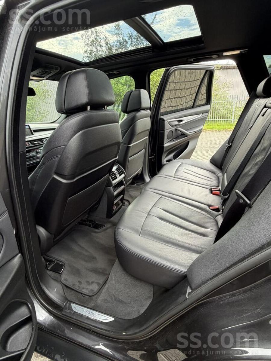 Pelēks BMW X5 2017 Bauska, ar dzinēja tilpumu 2.00 L un nobraukumu 360 tūkst. km par 17950 €, foto 12 vietnē AUTOMOTO.COM.LV