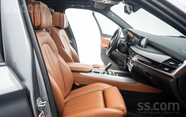Pelēks BMW X5 2017 Rīga, ar dzinēja tilpumu 2.00 L un nobraukumu 100 tūkst. km par 25999 €, foto 10 vietnē AUTOMOTO.COM.LV