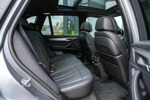 Серый БМВ Х5 2017 в Каунас, объемом двигателя 2.99 л и пробегом 240 тыс. км за 26450 €, фото 43 на AUTOMOTO.COM.LV