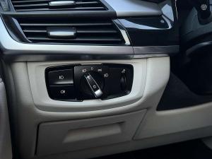 Grey BMW X5 2017 in Panevezys, with an engine capacity of 2.00 L and mileage of 202 thousand km for 16000 €, photo 24 on AUTOMOTO.COM.LV