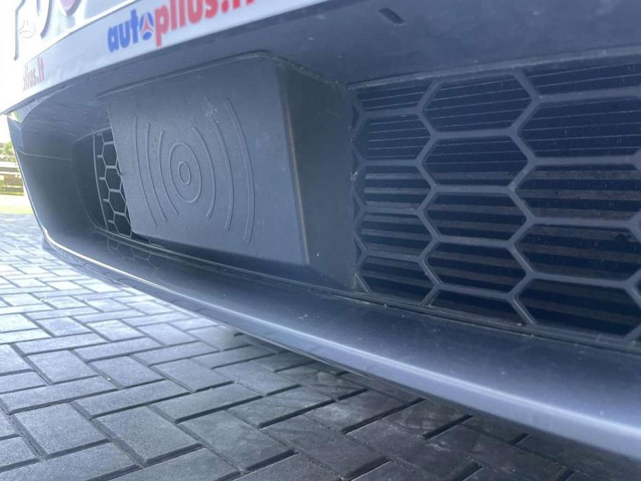 Grey BMW X5 2017 in Kaunas, with an engine capacity of 2.99 L and mileage of 251 thousand km for 20990 €, photo 5 on AUTOMOTO.COM.LV