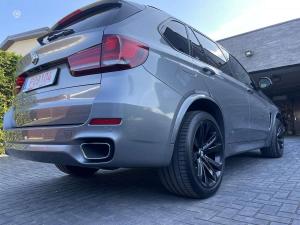 Grey BMW X5 2017 in Kaunas, with an engine capacity of 2.99 L and mileage of 251 thousand km for 20990 €, photo 13 on AUTOMOTO.COM.LV