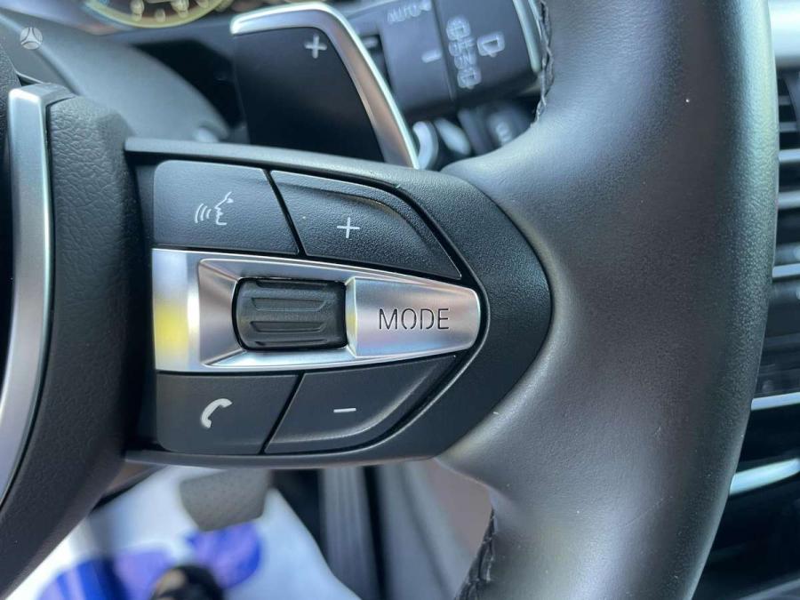 Grey BMW X5 2017 in Kaunas, with an engine capacity of 2.99 L and mileage of 251 thousand km for 20990 €, photo 23 on AUTOMOTO.COM.LV