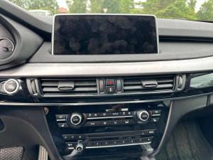 Grey BMW X5 2017 in Rokiskis, with an engine capacity of 2.00 L and mileage of 280 thousand km for 10950 €, photo 31 on AUTOMOTO.COM.LV